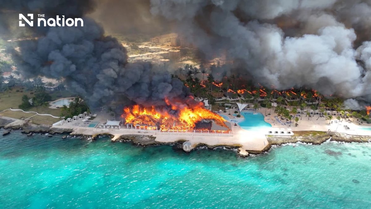 Flammen-Inferno in Strand-Resort: Touristin stirbt bei Großbrand ...